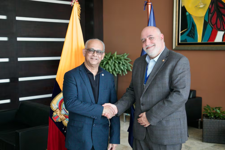 Pablo Zambrano asume como nuevo embajador de Ecuador en Estados Unidos ...